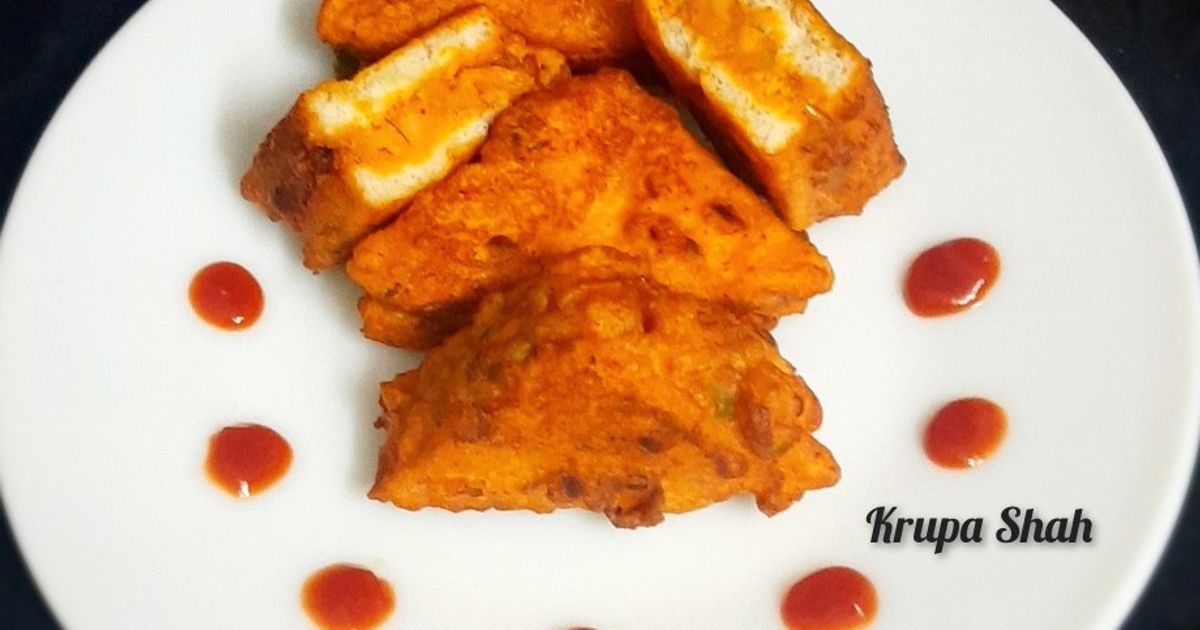Stuffed Bread Pakoda Recipe by Krupa Kapadia Shah - Cookpad
