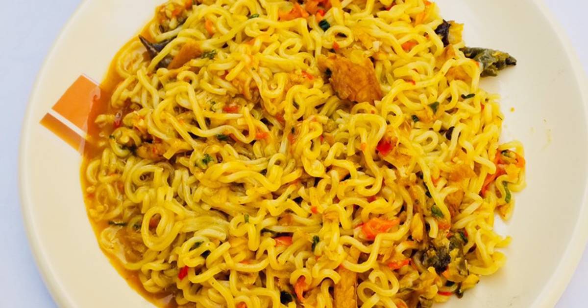 Indomie me bandar kifi girki daga Safiyya Mukhtar - Cookpad