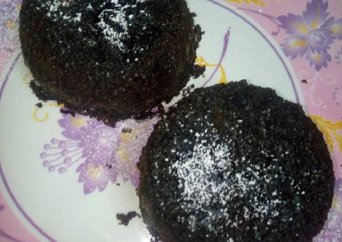 Choco lawa cake Recipe by namarta chopra - Cookpad