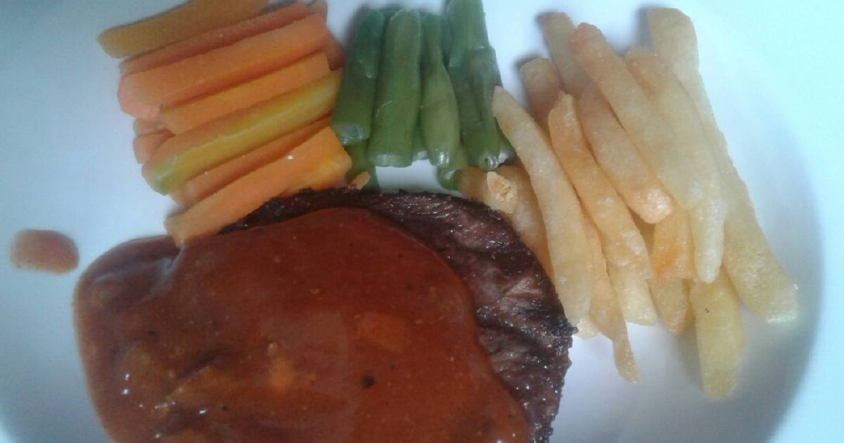 Resep Steak daging kisi saos lada hitam oleh ARIANI RACHMAN - Cookpad