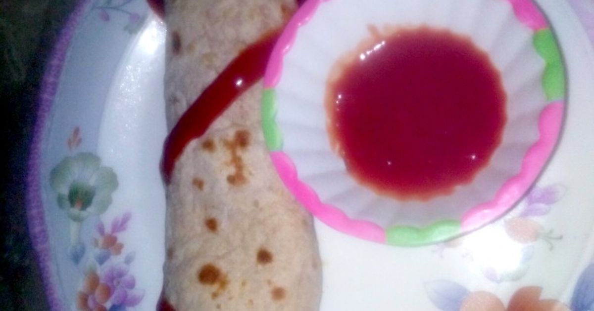 Cheesy Vegetable Roti Roll Recipe by Farwa Ali - Cookpad