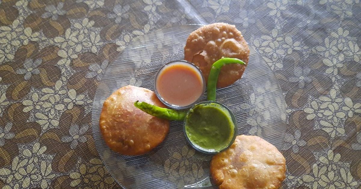 Khasta Kachori Recipe by Mittal Shah - Cookpad