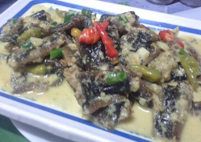 Resep Belut Santan Kuning oleh Hanif Dyah - Cookpad