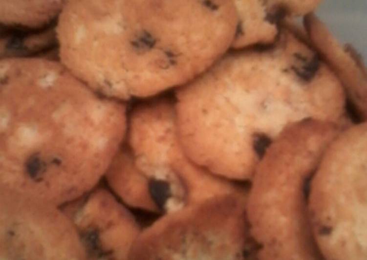 Resep Choco Chip Cheesecuit oleh Ludovika - Cookpad