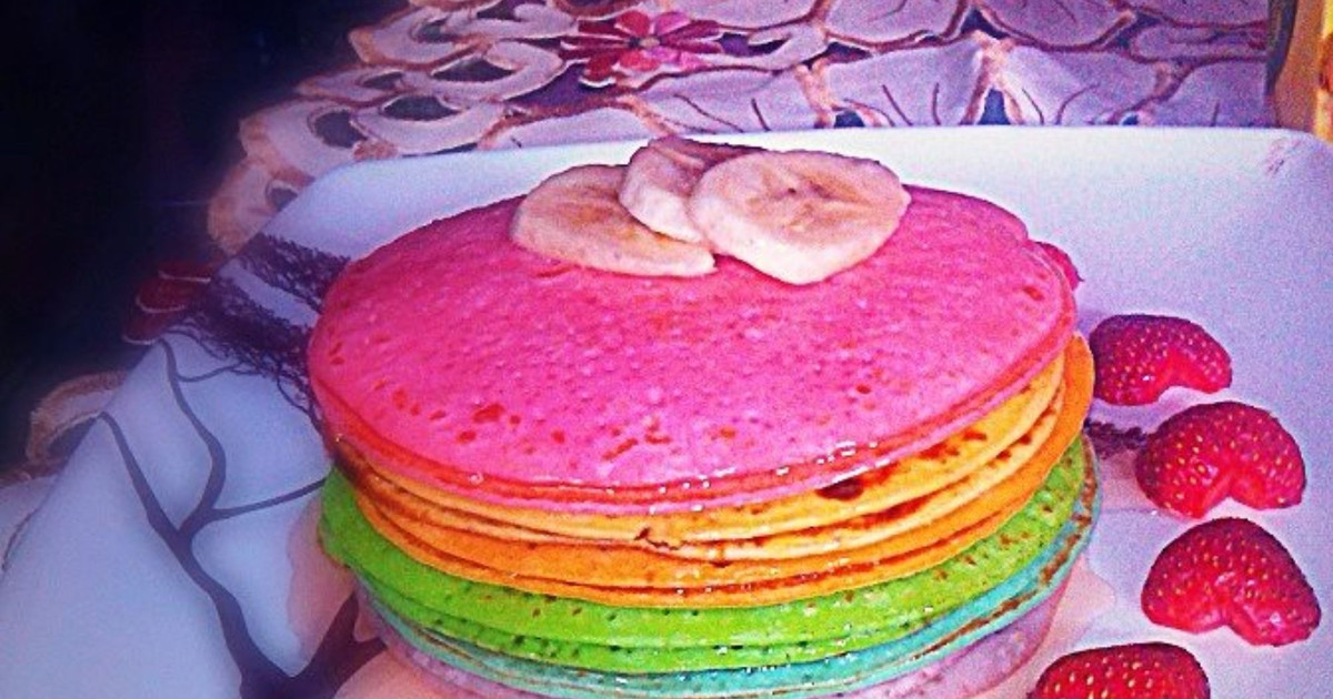 Resep Rainbow Banana Pancake (Pancake Pisang) oleh Aidi Styleshop - Cookpad