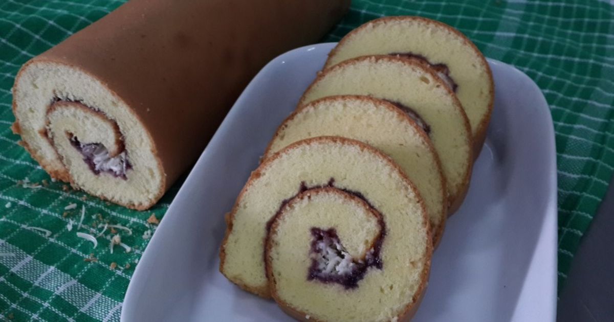 Resep Bolu Gulung Ala Meranti (Swiss Roll Cake) oleh faisal - Cookpad