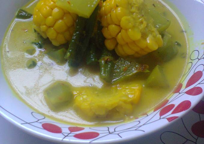 Resep gulai isi kulkas oleh gina garyn - Cookpad