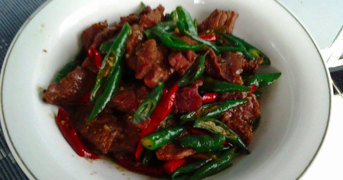 Resep Daging Lada Itam Saos Teriyaki Cabe Ijo oleh Ricka Erlyani - Cookpad