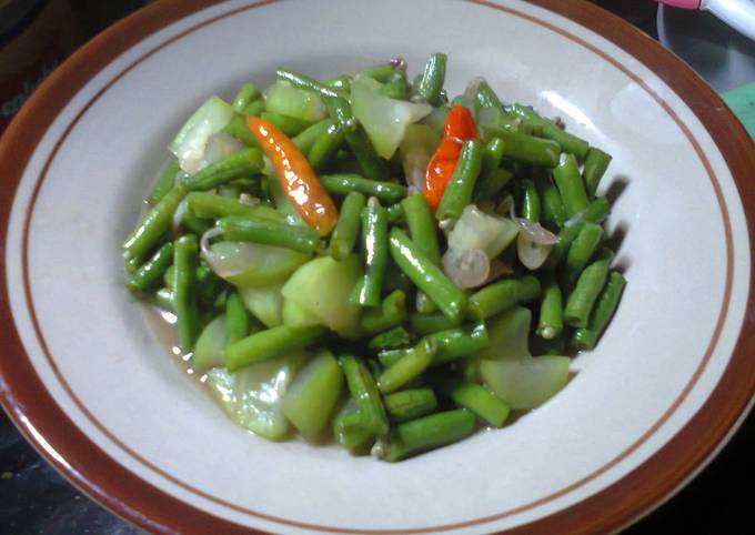 Resep Oseng-oseng Labu Putih Kacang Panjang oleh Heny Rosita - Cookpad
