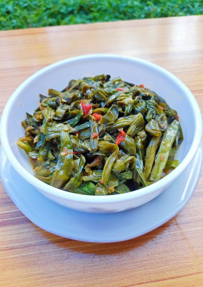 Resep Tumis Bunga Genjer oleh 𝗕𝘂𝗻𝗱𝗮 𝗞𝗶𝗿𝗮𝗻𝗮 - Cookpad