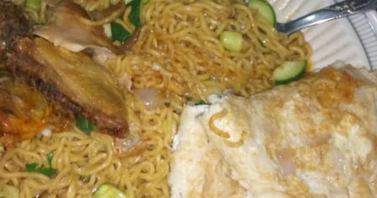 Indomie With Egg Recipe by Maryam Ahmad - Cookpad
