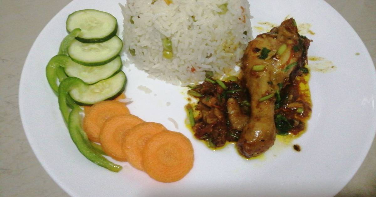 Fried chicken with vegetable rice Recipe by Daisy - Cookpad
