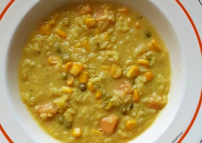 Arroz al azafrán con batata, choclo y arvejas Receta de ~ Sofía ~ - Cookpad