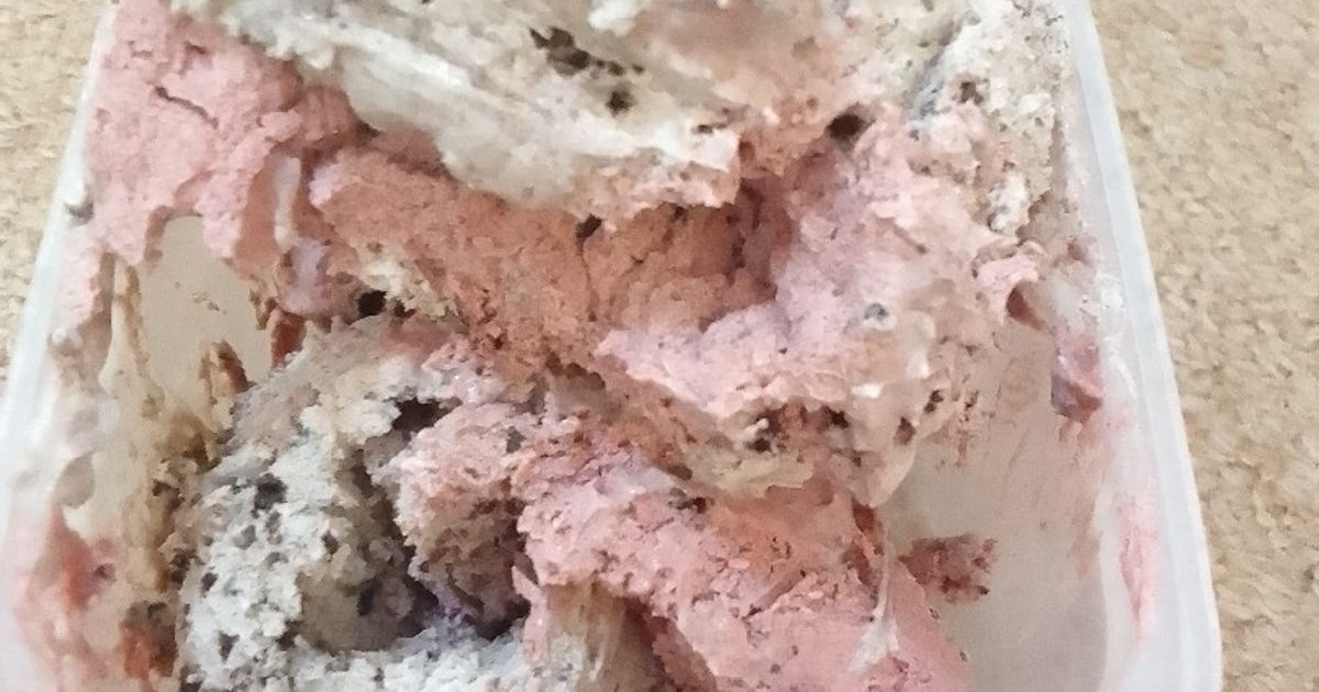 Resep Homemade Es Cream Oreo oleh Irene Christina wijaya - Cookpad