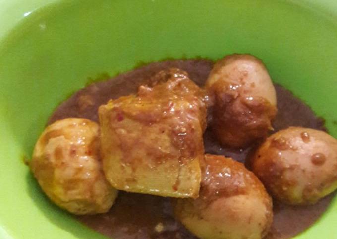 Resep Semur telor tahu oleh iis - Cookpad