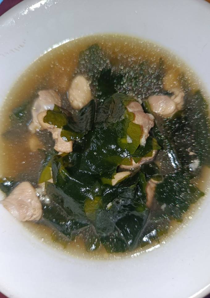 Resep Miyeok guk/ Sup rumput laut oleh Noni Jenni' - Cookpad