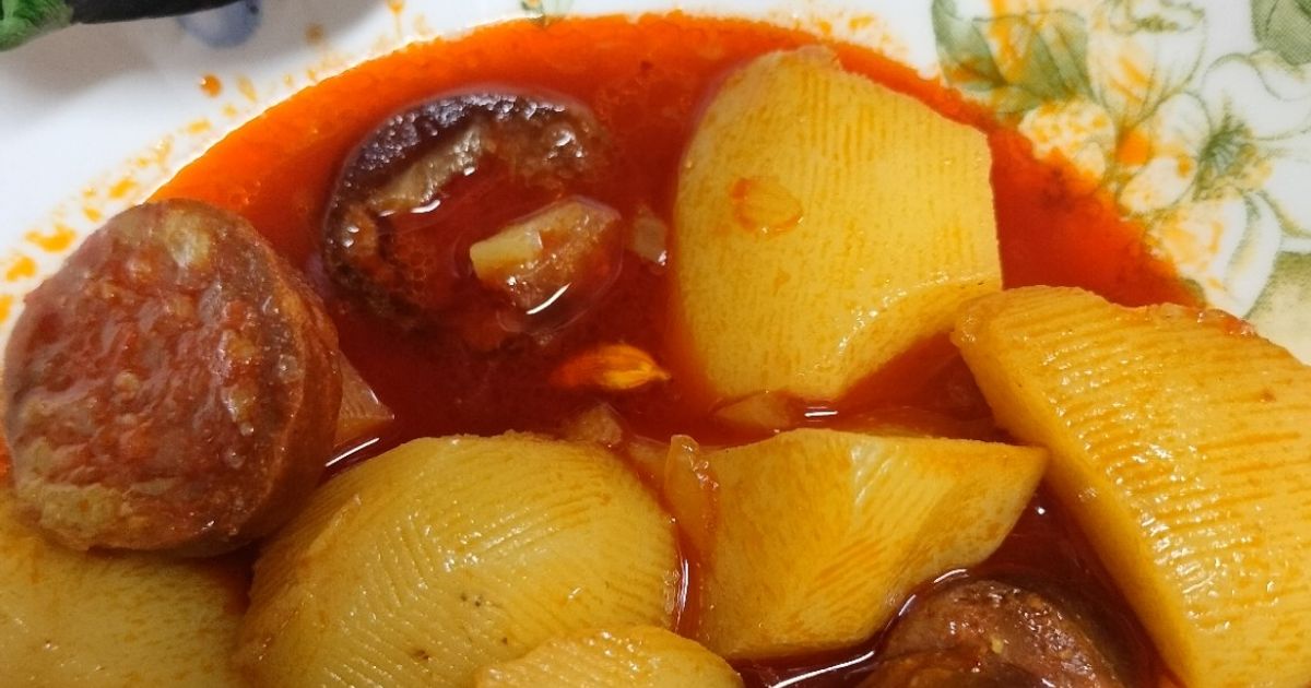 Rioja Style Potatoes With Spices In A Pressure Cooker Recipe By El ...