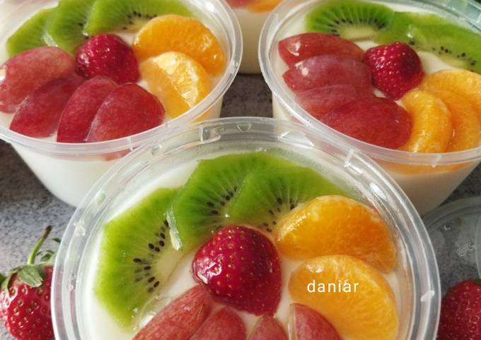 Resep Puding Sutra Buah oleh Daniar - Cookpad