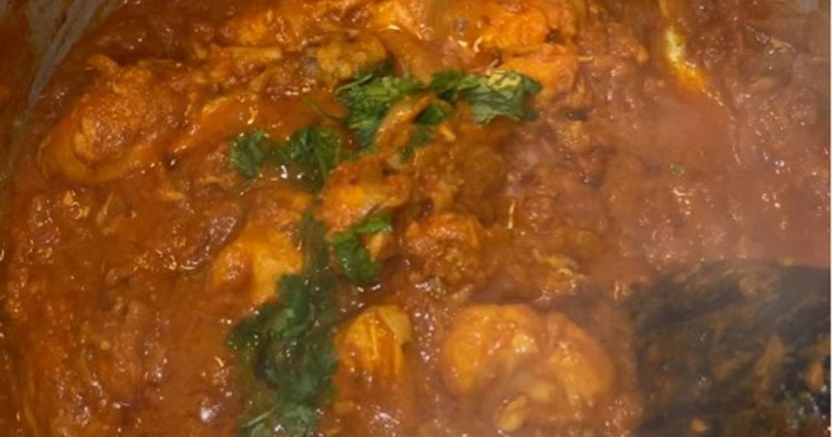 Chicken Curry Recipe by Cooking with Mariam - Cookpad