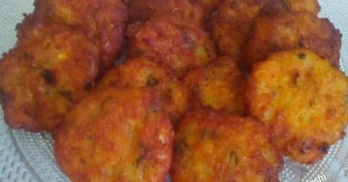 Paneer, aloo bread tikki Recipe by Maya's Recipe's - Cookpad