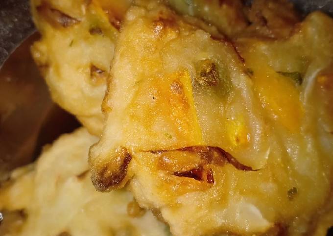 Resep Bakwan sayur kuah cuka oleh dianekapurwanti - Cookpad