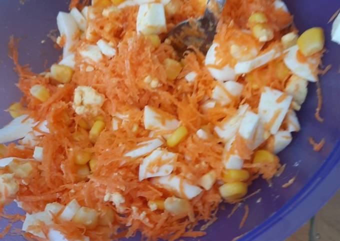 Ensalada de zanahorias huevo duro y choclo Receta de Susana Muzio - Cookpad