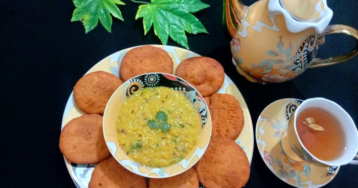 Crispy Papri With Dal Recipe by Sumera Khan - Cookpad