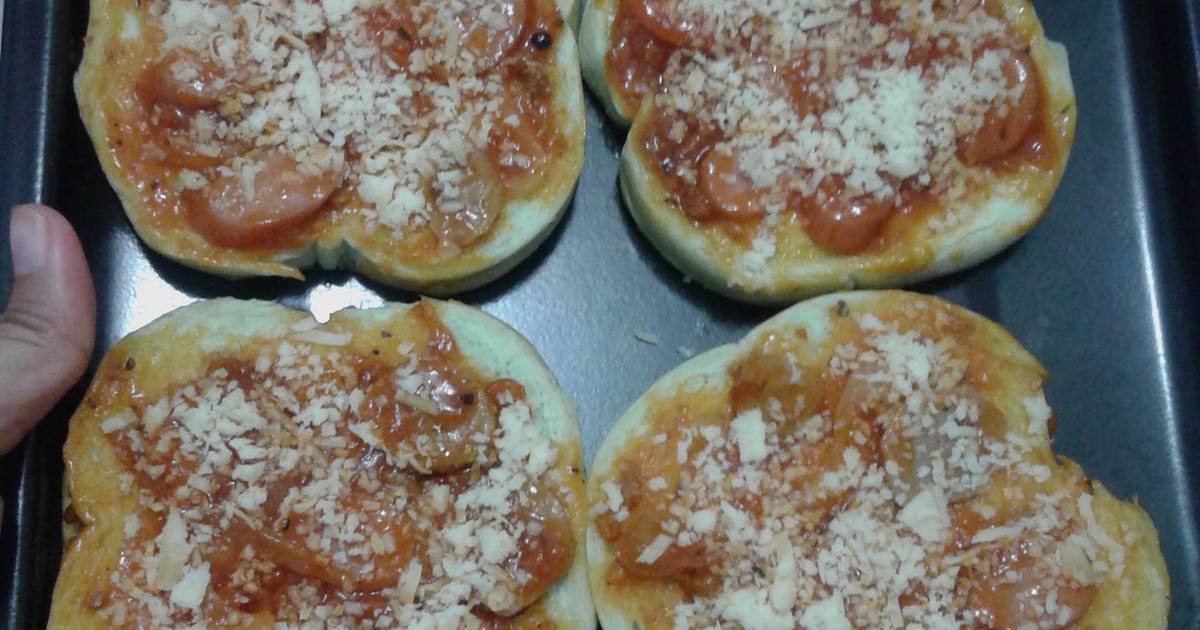 Resep pizza roti simple no ribet oleh Vita Wi Ar - Cookpad