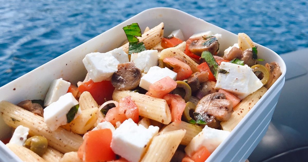Cách Làm Món 💚 Salad Nui ống, Nấm, Cà Chua, Olive & Fêta Healthy ...