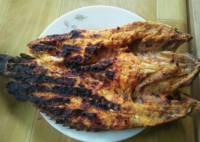 Resep Ikan Bakar Bumbu Pacak oleh Anna Meutia - Cookpad