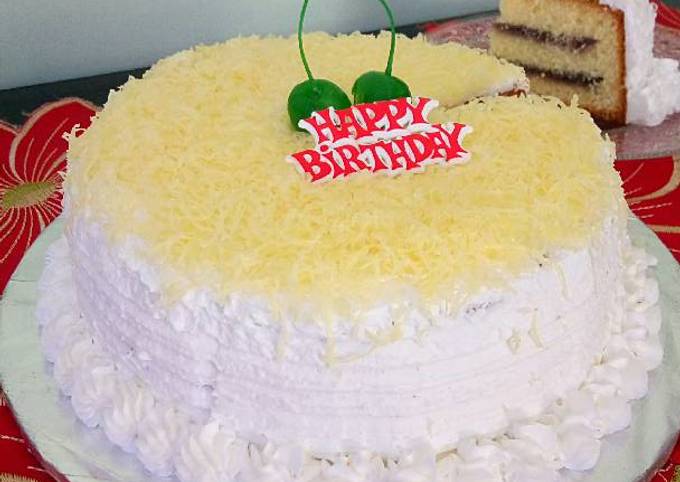 Resep Cake ultah sederhana oleh Silvia Herlisa - Cookpad