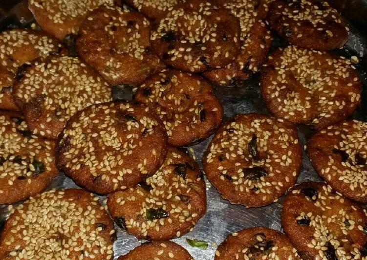How To Make Any night of the week Khichdi Vada Cookandrecipe how-to-make-any-night-of-the-week-khichdi-vada-cookandrecipe
