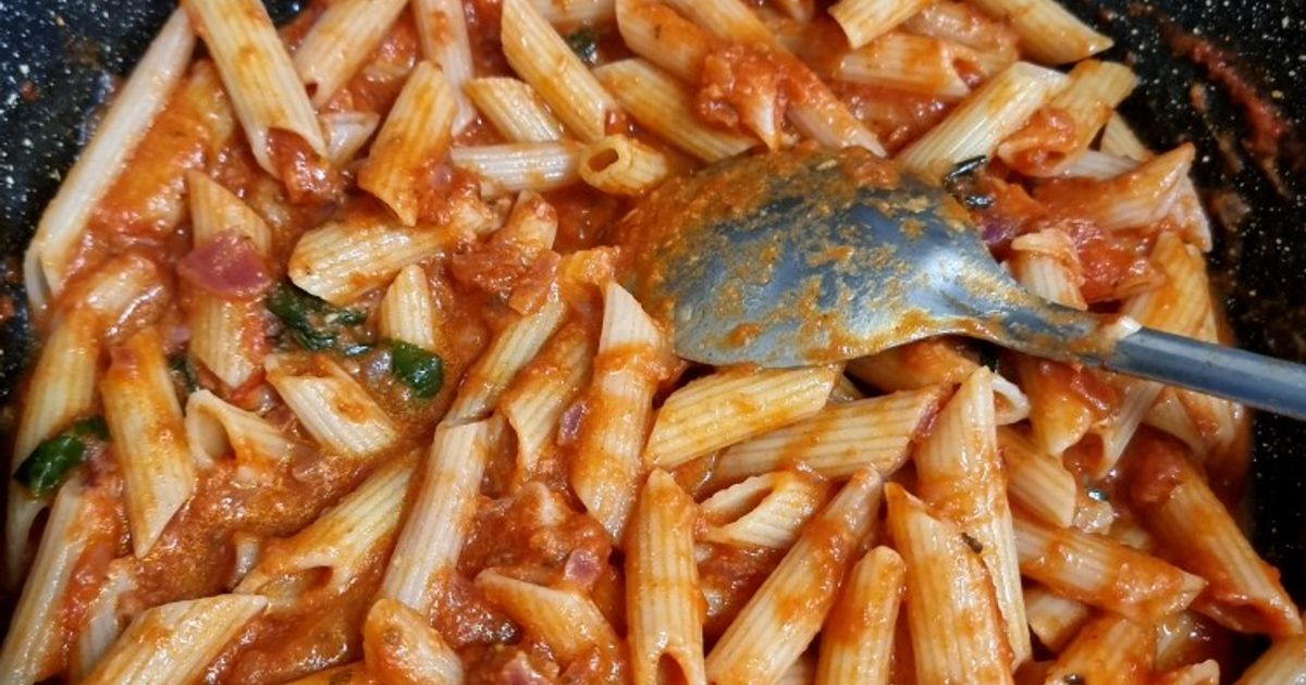 Arrabiata Pasta Recipe by Bhavisha Vekaria - Cookpad