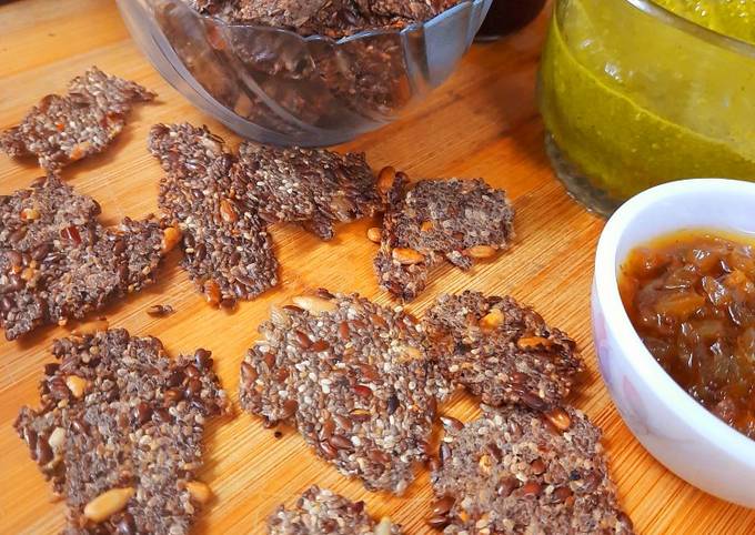 Chia seeds crackers Recipe by Sushma Savla - Cookpad