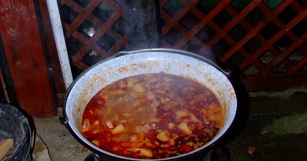 4 egyszerű és finom bogrács disznóhús recept - Cookpad receptek