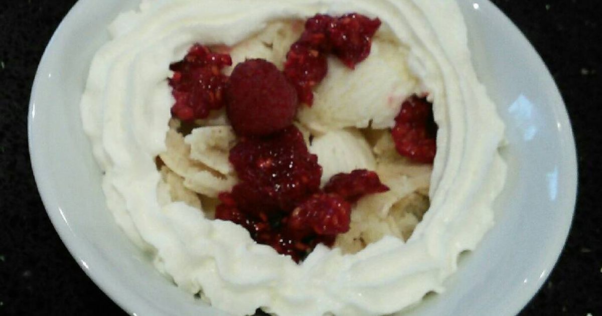 Eaton Mess Recipe by Eibhlin - Cookpad