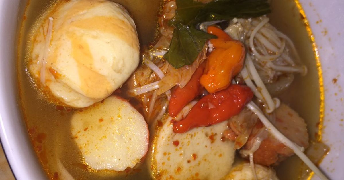 Resep Tomyum Baso Seafood Simple oleh indynadesta - Cookpad