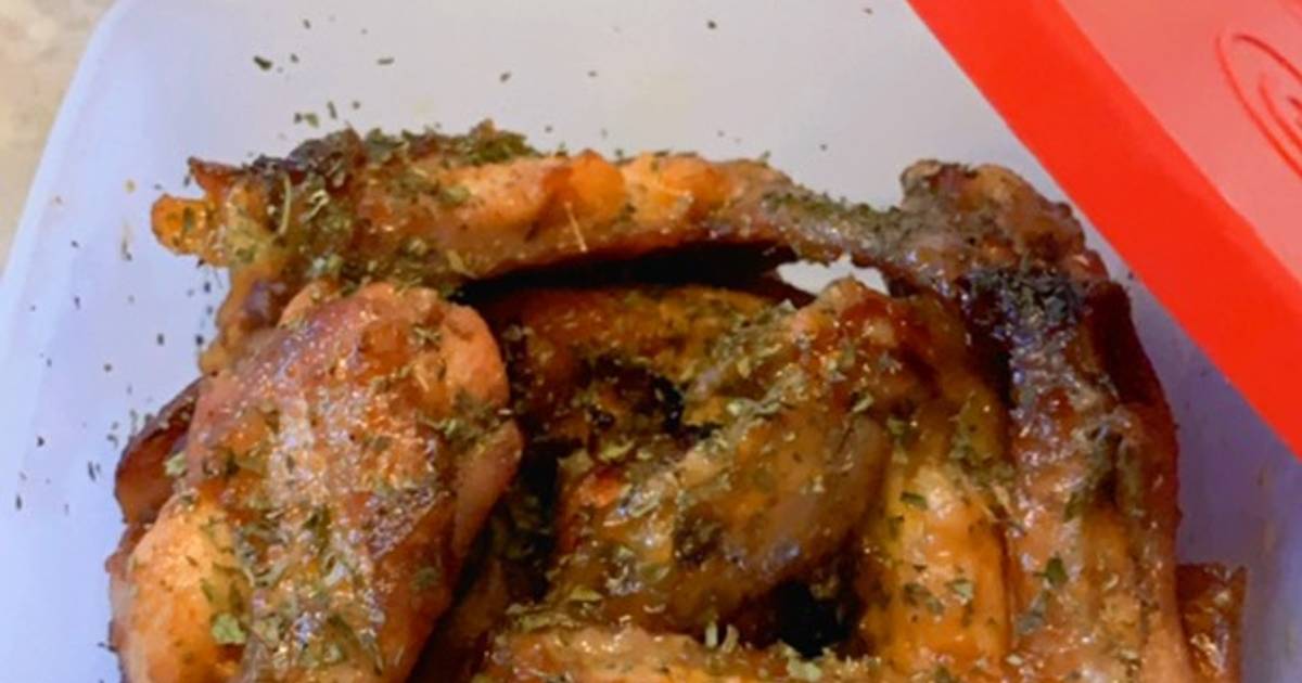 Resep Baked spicy chicken wings oleh anggun fatta - Cookpad