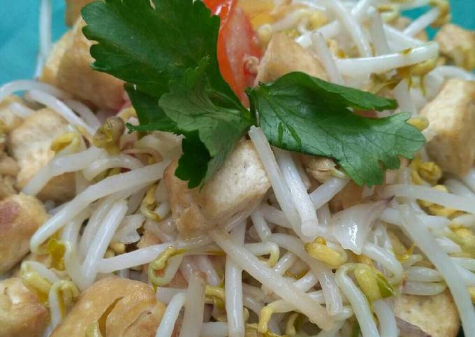 Resep Cah toge tahu oleh Dania Akinanu | @Dania.Akinanu - Cookpad