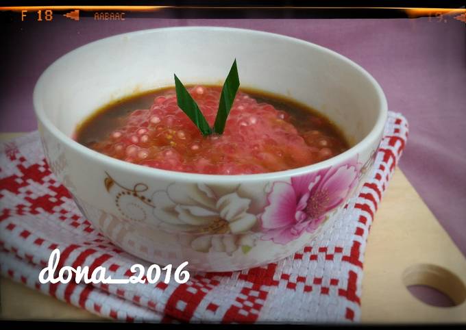 Resep Bubur Sagu Mutiara kuah gula jawa oleh Dona_d81 - Cookpad
