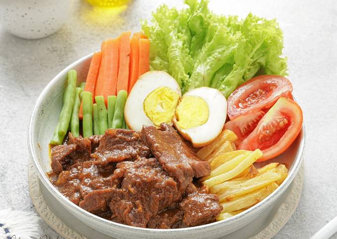 Resep Selat Solo Daging Iris oleh Faluna's Kitchen - Cookpad