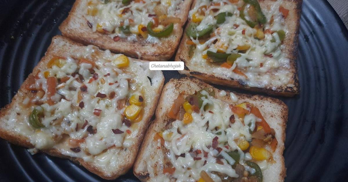 Cheese spread Toast Recipe by Chetana Bhojak - Cookpad