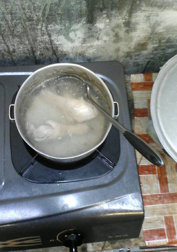 Resep Kuah Kaldu Paha Ayam..by:Erni Hartanti oleh Erni Hartanti.Amd ...