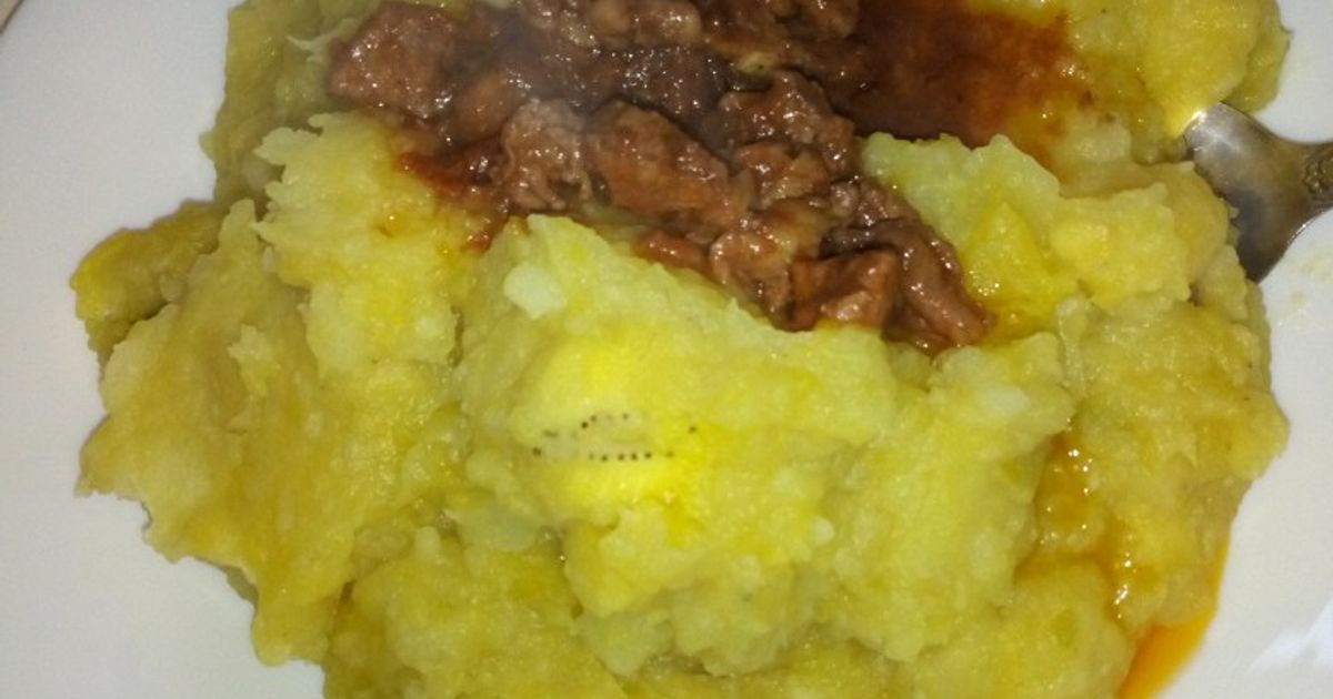Mashed Bananas With Beef Stew Recipe by Asher - Cookpad