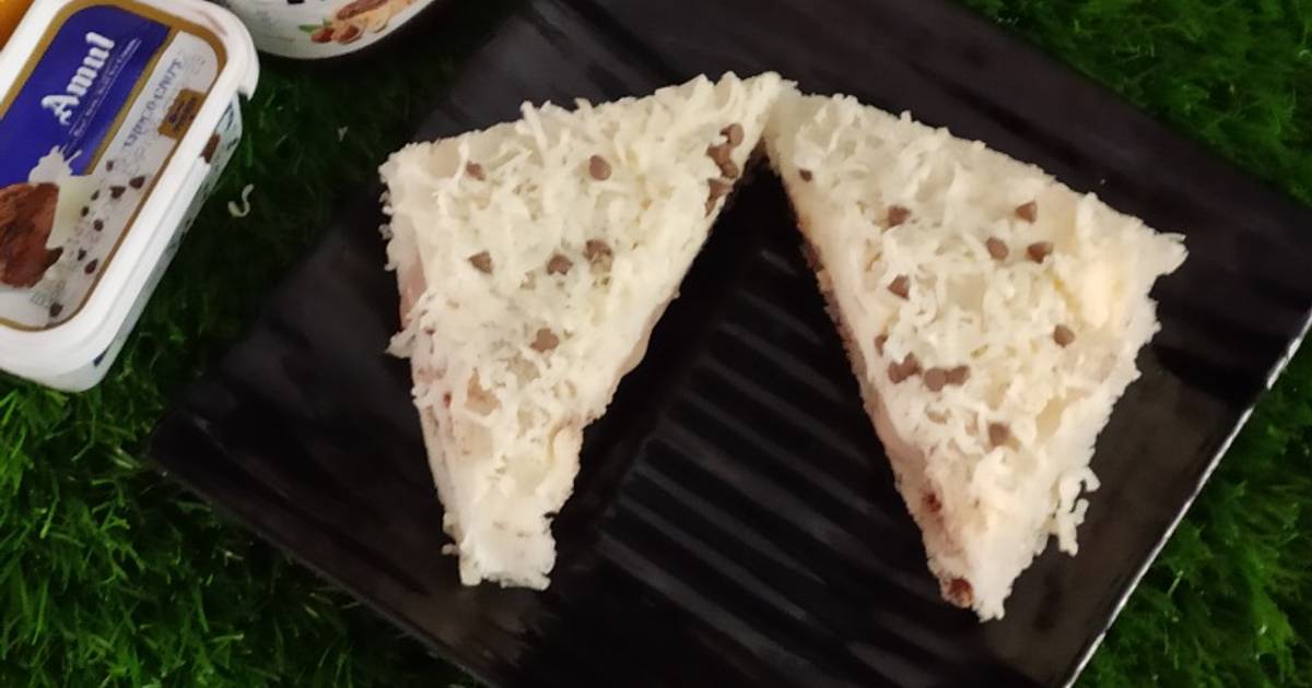 Cheesy chocolate ice cream sandwich Recipe by Unnati Desai - Cookpad