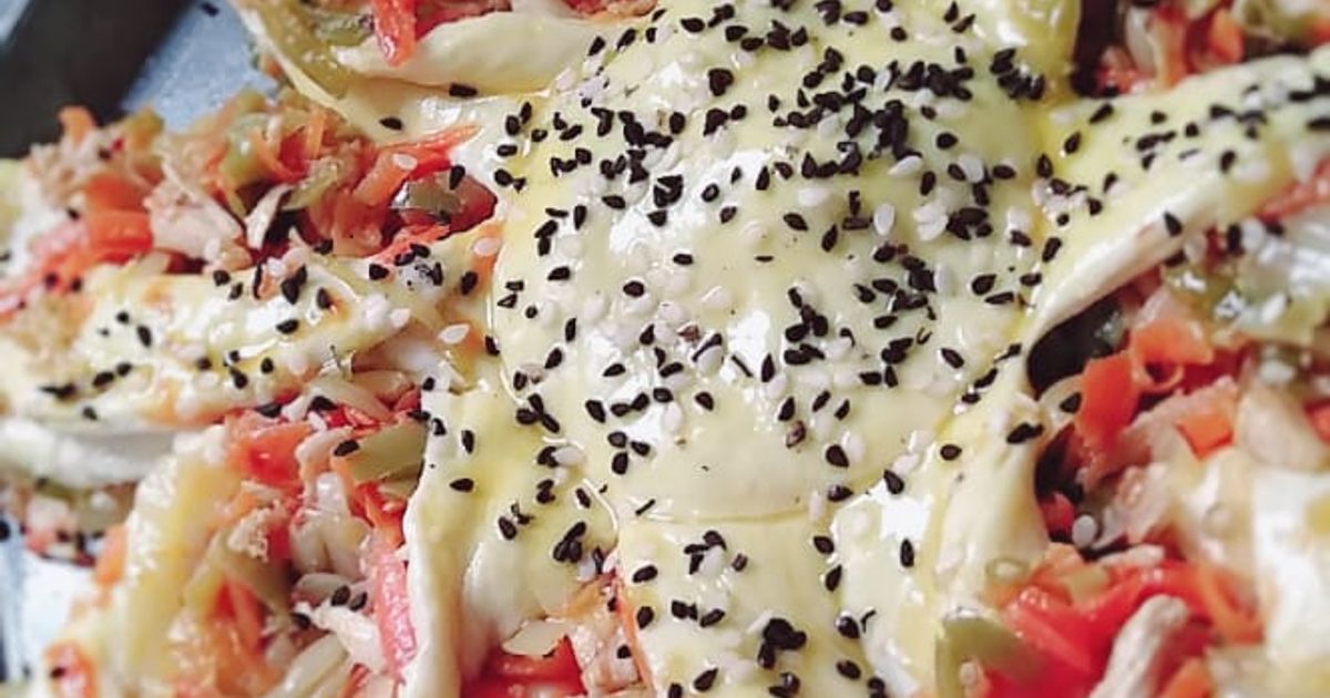 Sunflower Pizza Recipe by Ghania Butt - Cookpad