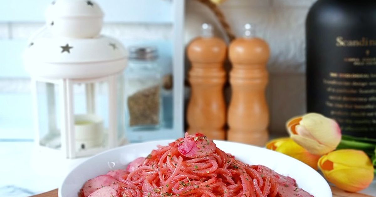 Resep Spaghetti With Dragon Fruit Skin Sauce oleh Laila Dawud - Cookpad