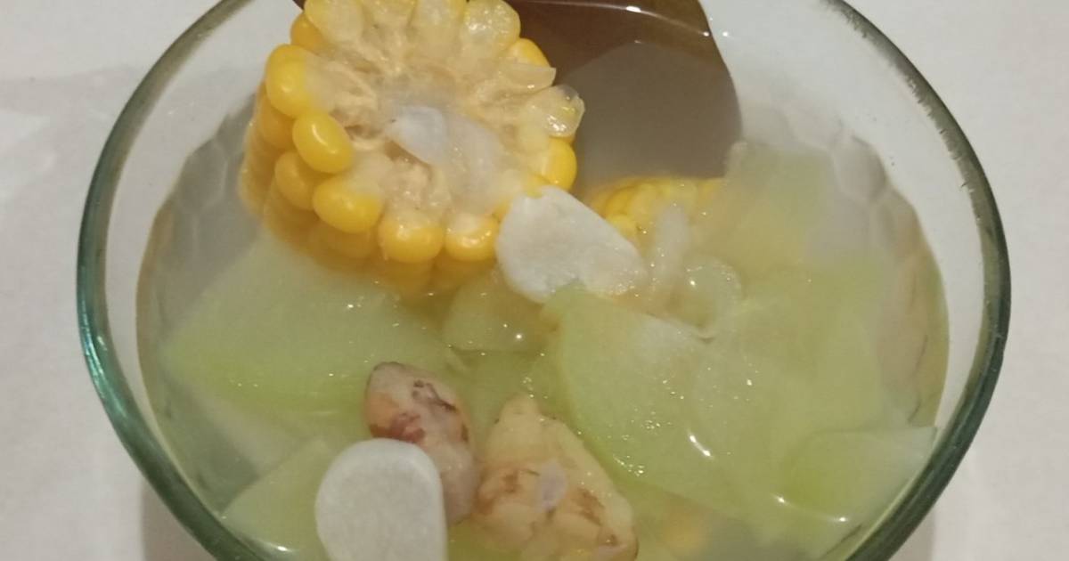 Resep Sayur Bening Labu Siam Jagung oleh 🍒Maa_Zhy🍒 - Cookpad