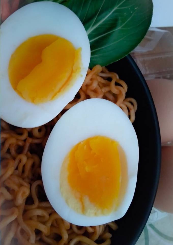 Resep Cara Masak Telur Rebus yang Praktis oleh Katri - Cookpad