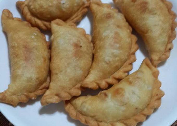 Resep Pastel Renyah maknyuss oleh Dapur108 - Cookpad